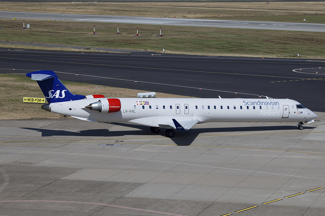 SAS CRJ9 at Copenhagen on Jan 14th 2014, rejected takeoff - AeroInside
