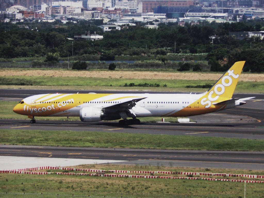Scoot B789 at Perth on Jul 11th 2022, brake temperature after departure ...