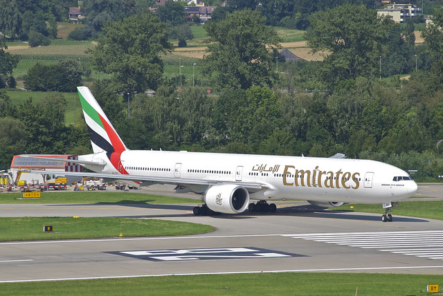 Emirates B773 near St. John's on Nov 25th 2023, equipment failure ...