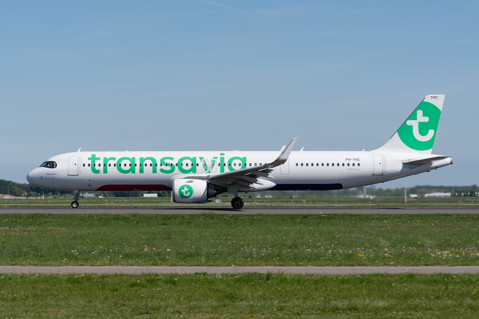 Transavia A21N over France on Apr 29th 2025, loss of radar contact ...