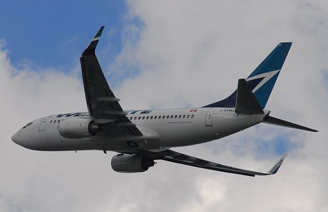 Westjet B737 near Edmonton on Sep 23rd 2021, engine rolled back ...